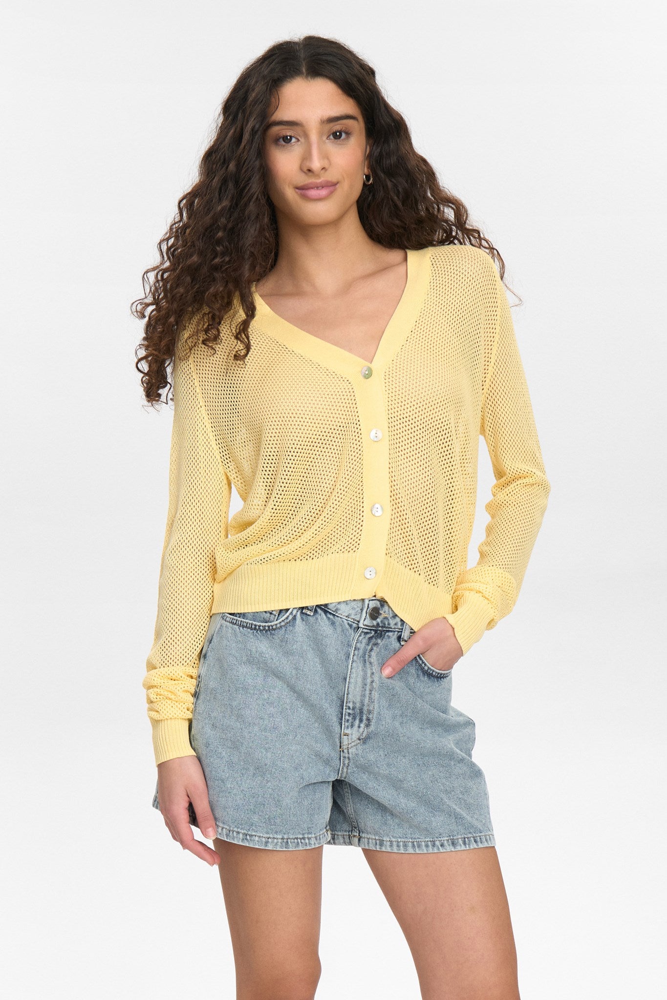 705567-1061.jpg?v=1744287067&width=2048